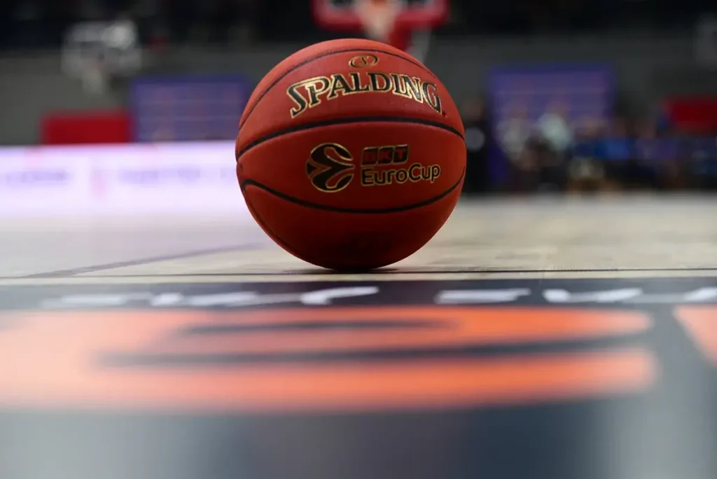 Mε τον δικό του τρόπο - PAOK Basket